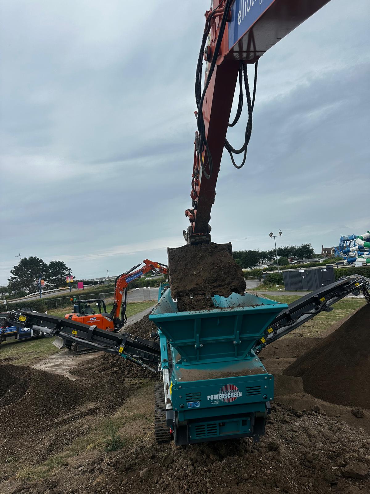 Screener Hire Liverpool | Titan 600 Powerscreen | Northwest England